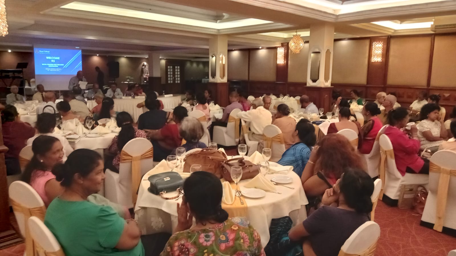 Presentation on creating WhatsApp Groups for the Royal College Past ...